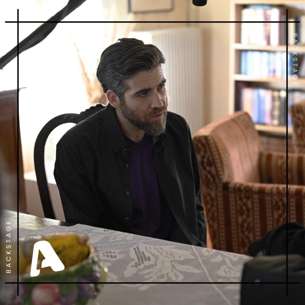 i-gi-tis-elias - DIAVASETO.GR